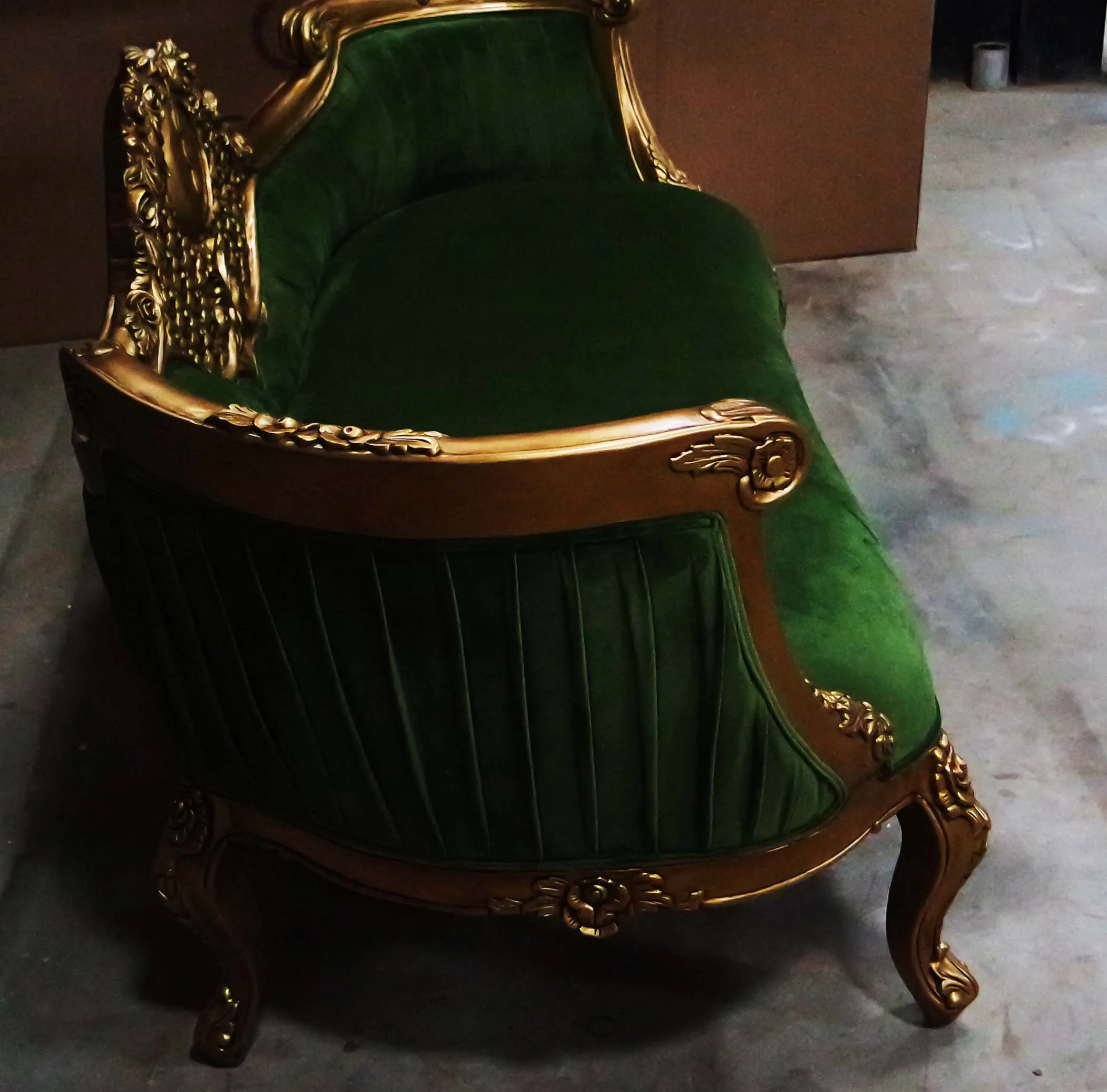 French Palace Luxury Royal Furniture Sofa - Classic Style