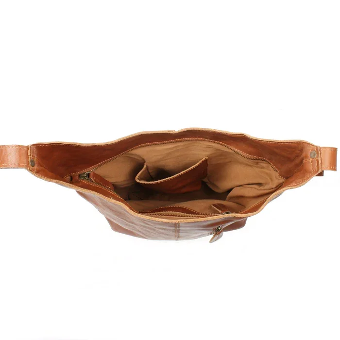 Classic Designed Buff Tan Leather Shoulder Bag Having Inner And ...