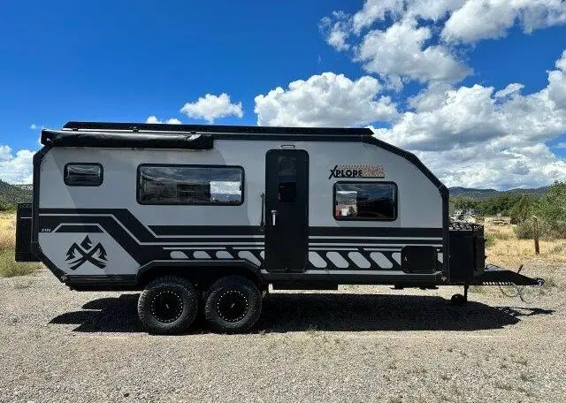 Camper Trailer - off Road Mobile House Travel Trailer