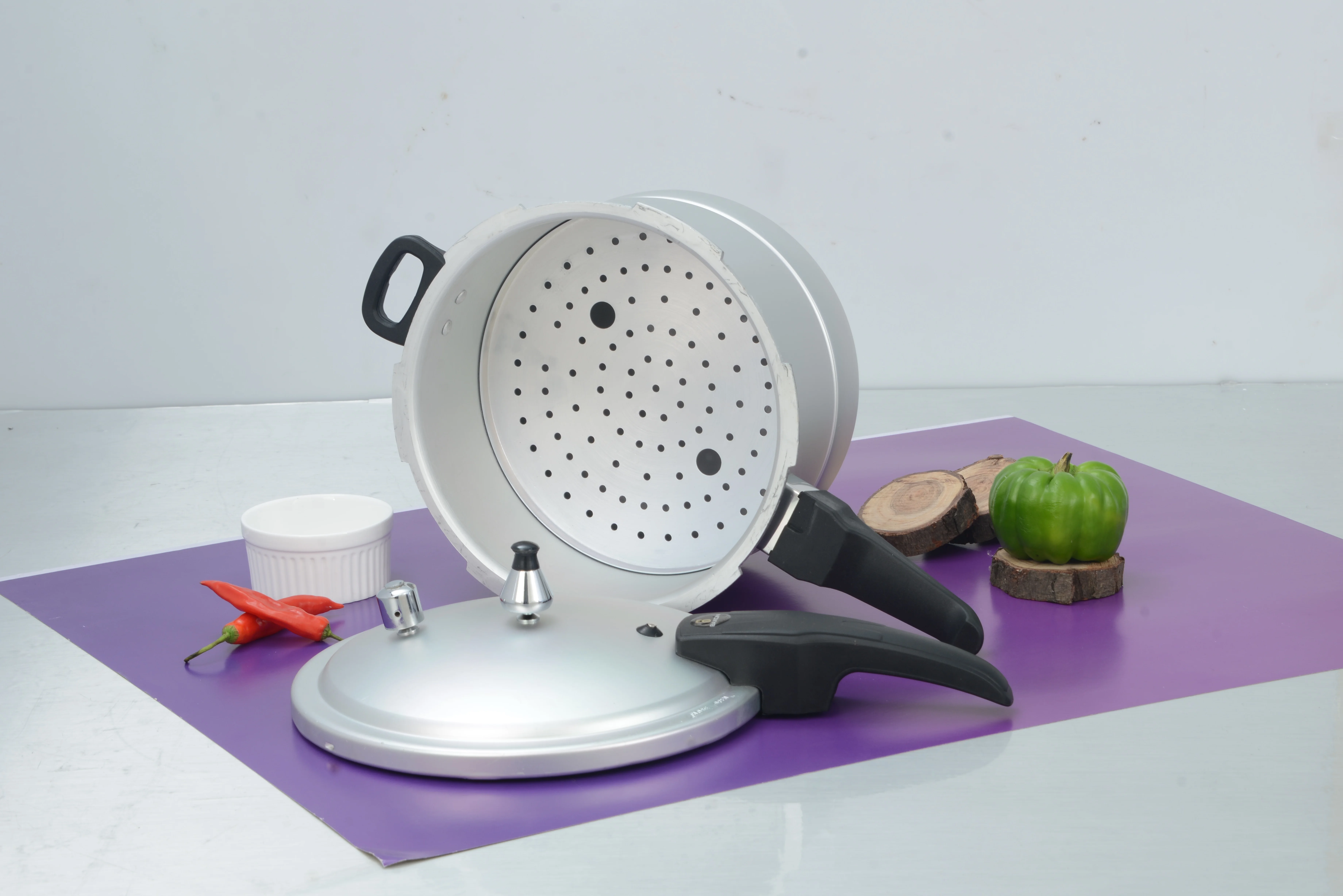 Aluminum Pressure Cooker+ Steamer 7 Litres Premium Quality Factory ...