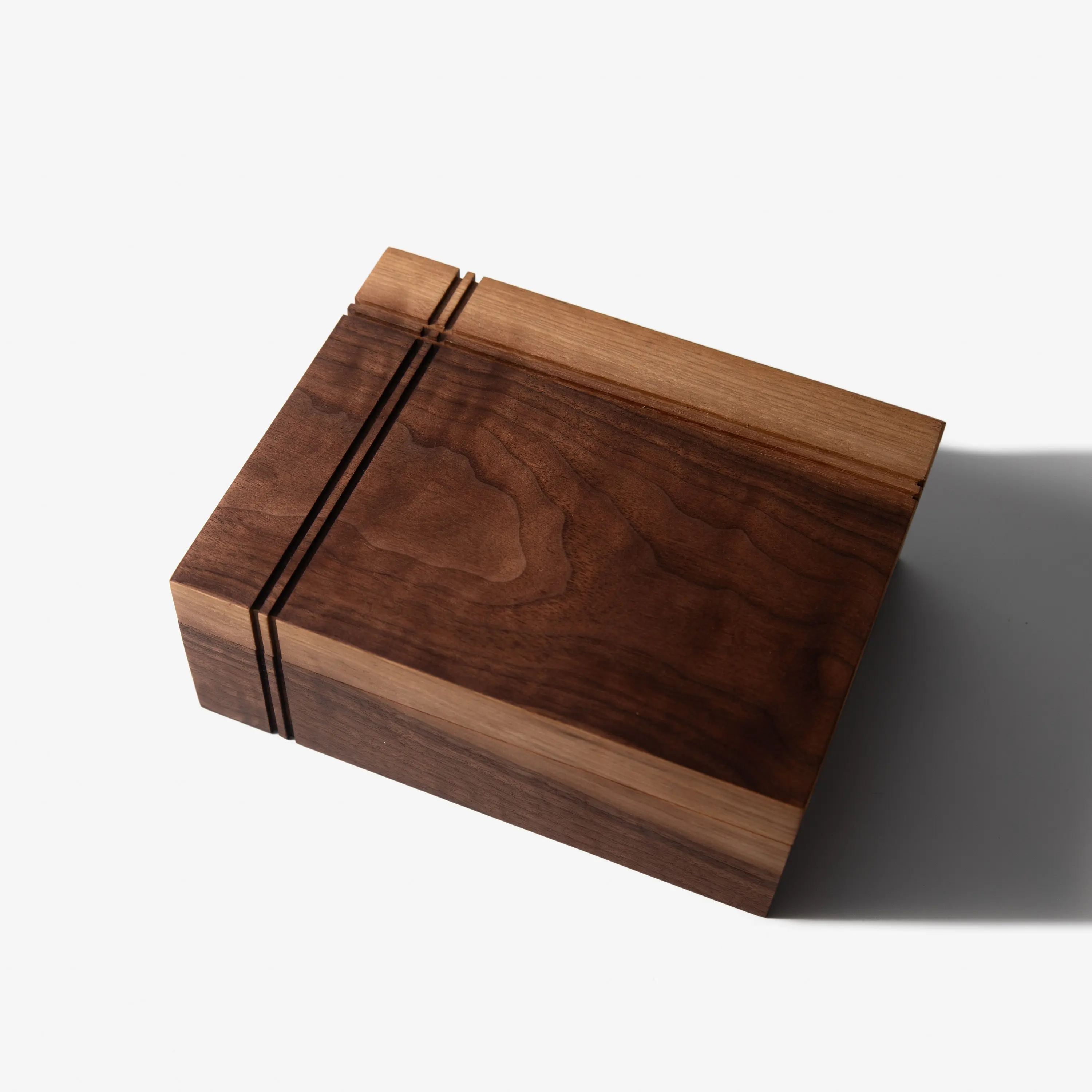 Exquisite Acacia Wood Stash Box - Lockable Storage Solution