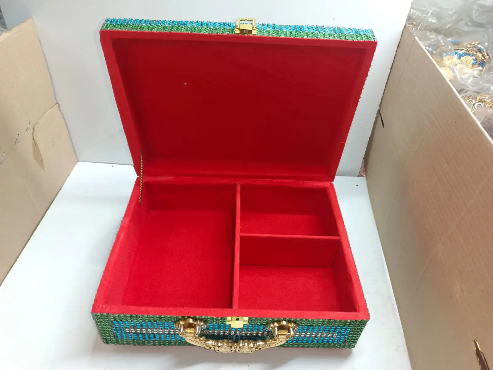 Custom Made Beautifully Crafted Lac Boxes With Multi Coloured Bead Work ...
