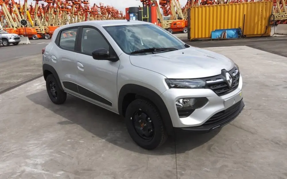 Car KWID Dynamique 1.0L Petrol Manual Small Totally New Vehicle Never ...