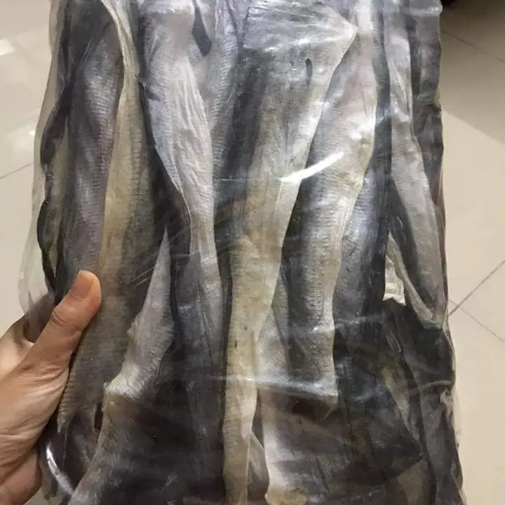 Manufacture Dried Catfish Skin Waste Seafood For Dog Treat Production ...