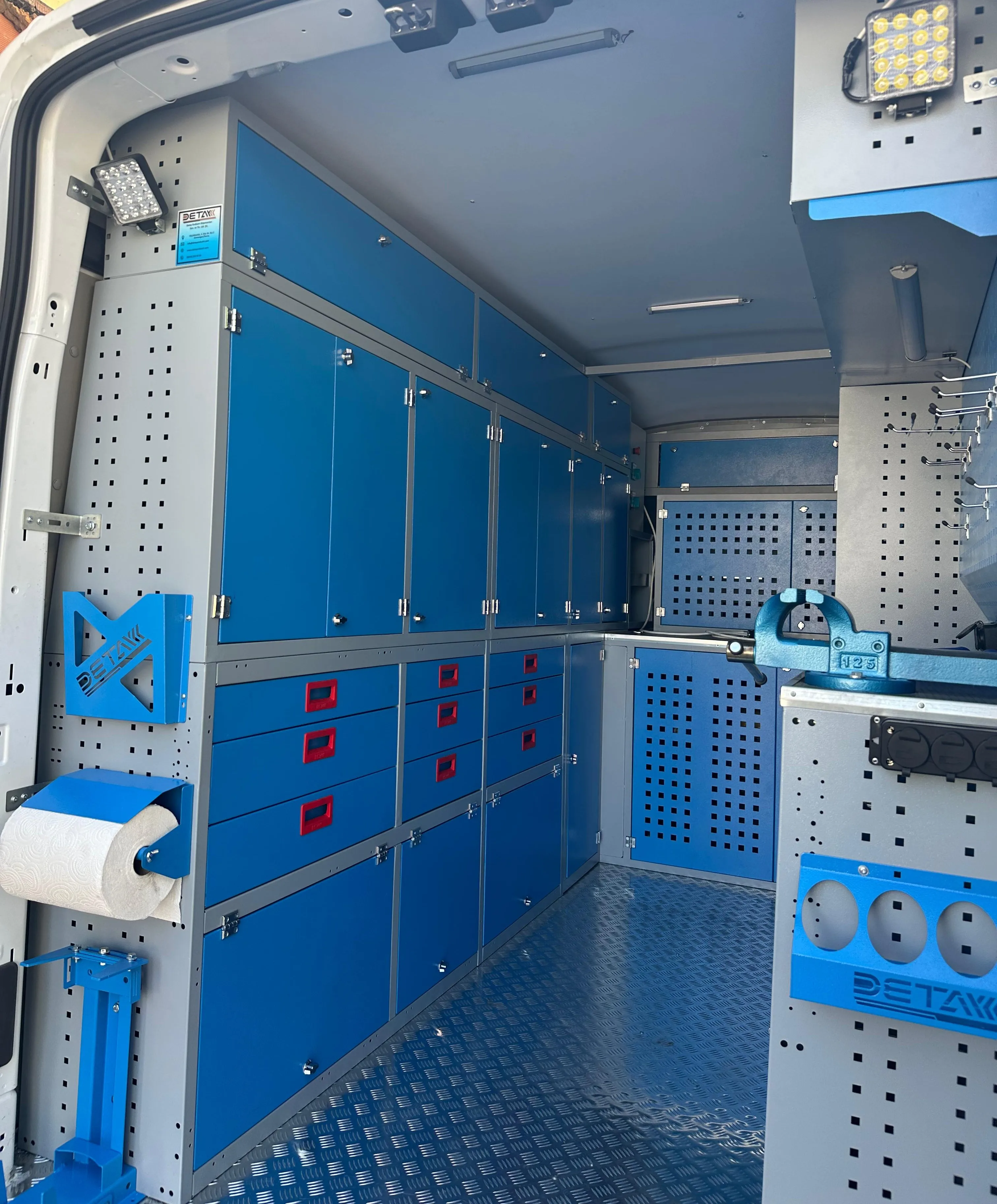 In-Vehicle Equipment Metal Van Shelving and Cabinets High Quality ...
