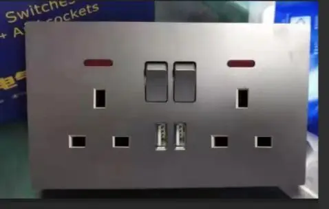 Enchufes E Interruptores De Reino Unido,Enchufe De Pared Eléctrico Con ...