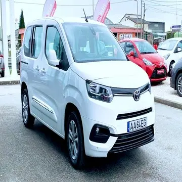 Used 8 Seater Toyota Proace Verso Cars For Sale /used Toyota Proace ...