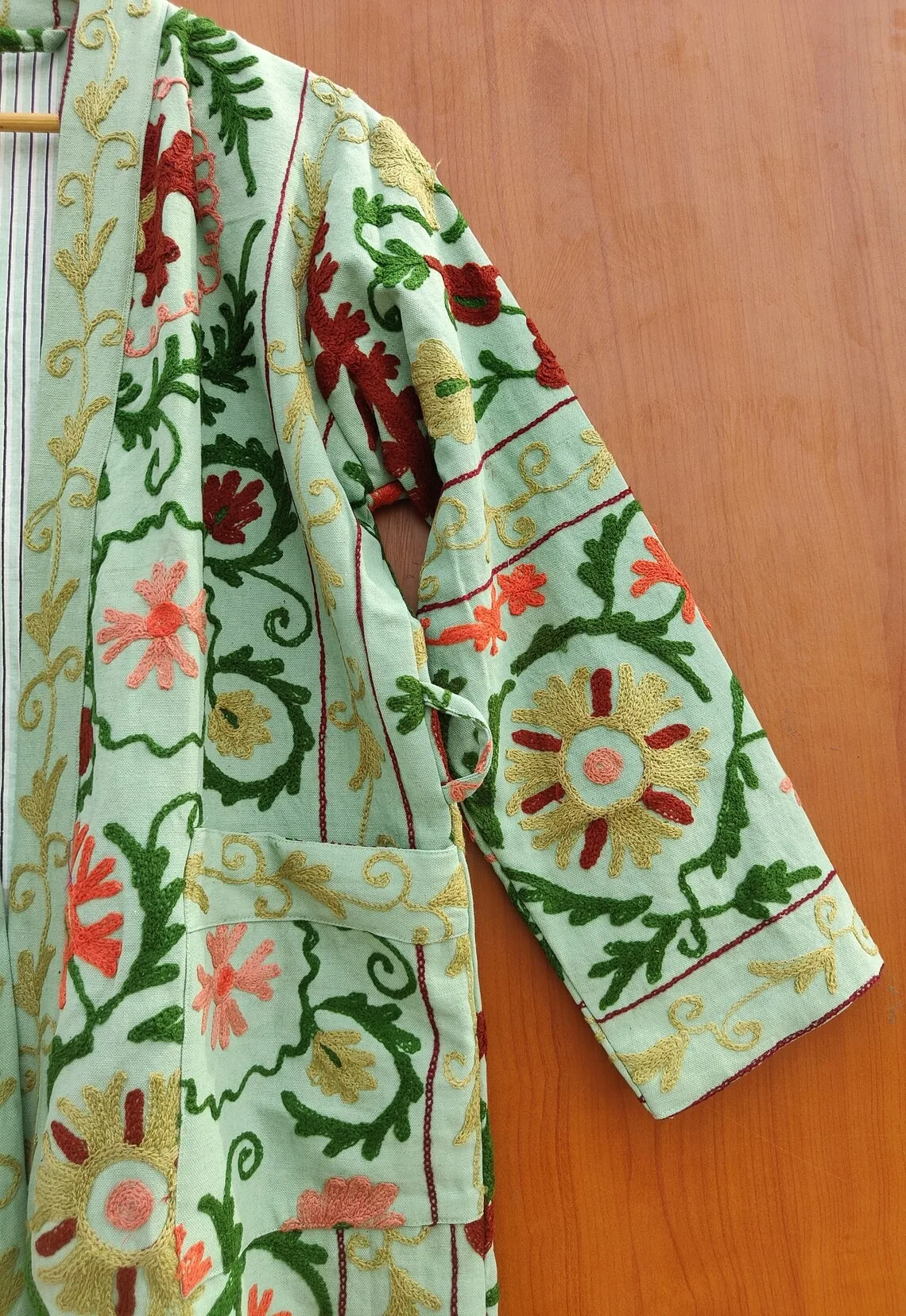 Embroidery Suzani Kimono Indian Suzani Work Kimono, Kimono Cardigan ...