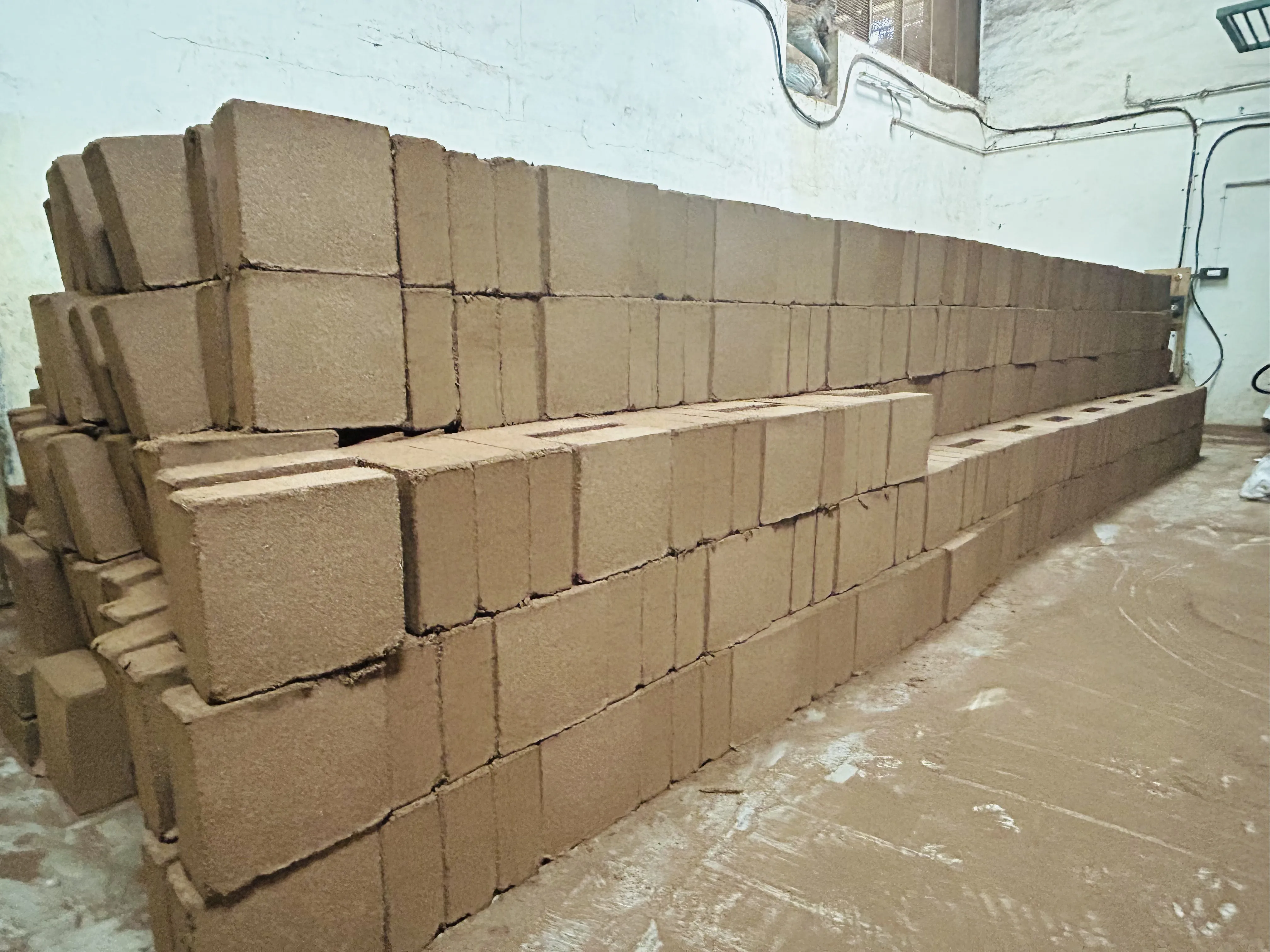 Hot Sell 2023 Natural Coconut Coir Blocks With Custom Shaped Available ...