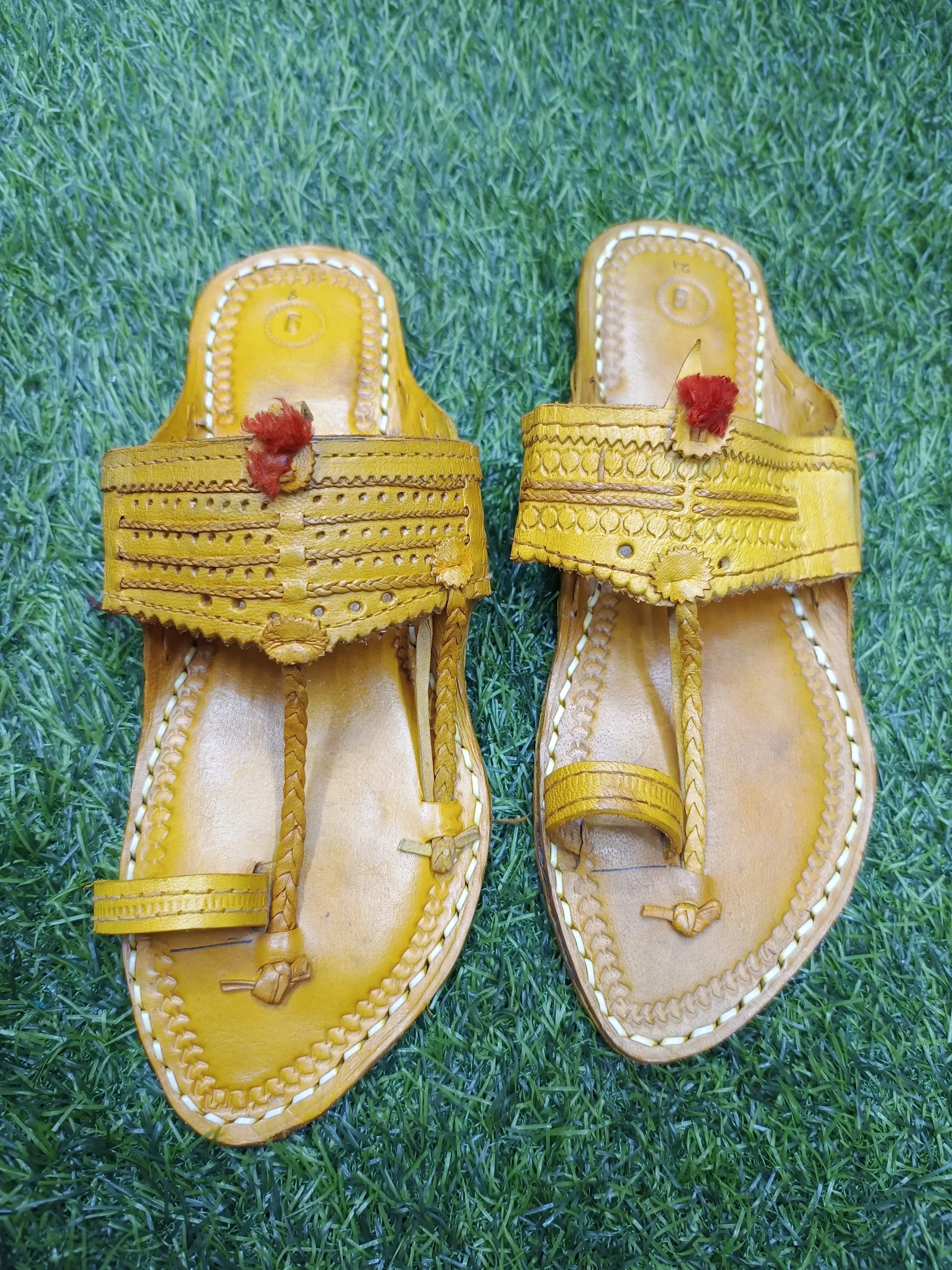 Custom Made Kolhapuri Chappals for Men & Women of All Age Groups ...