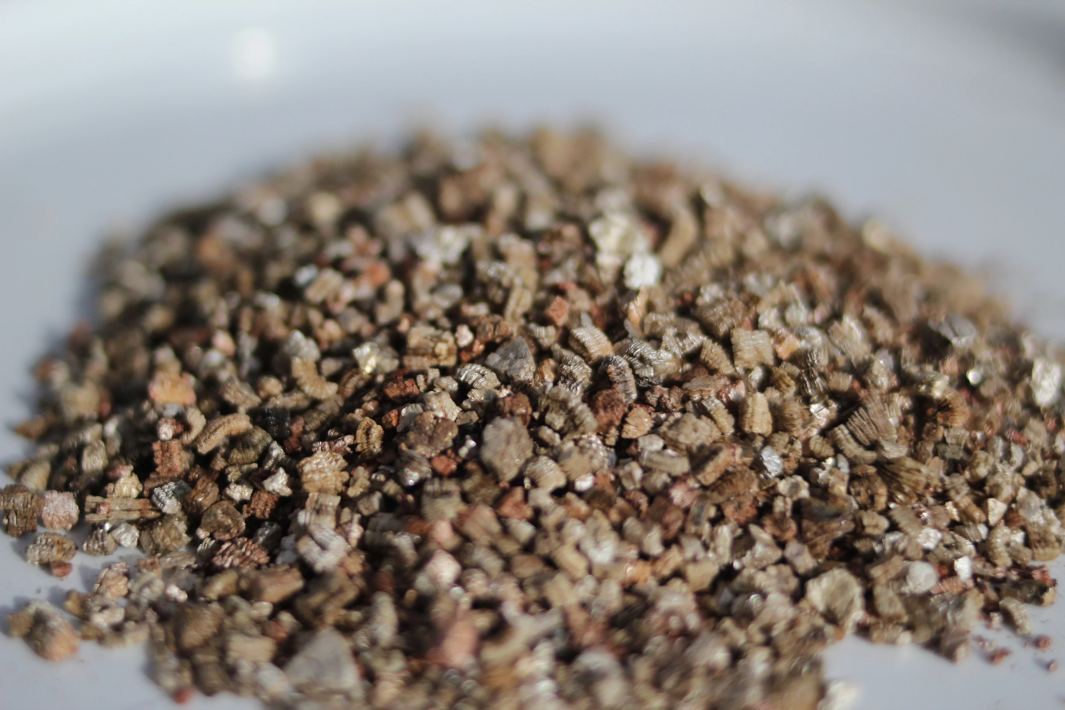 Premium Higher Quality Vermiculite Supporting Packing Materials ...