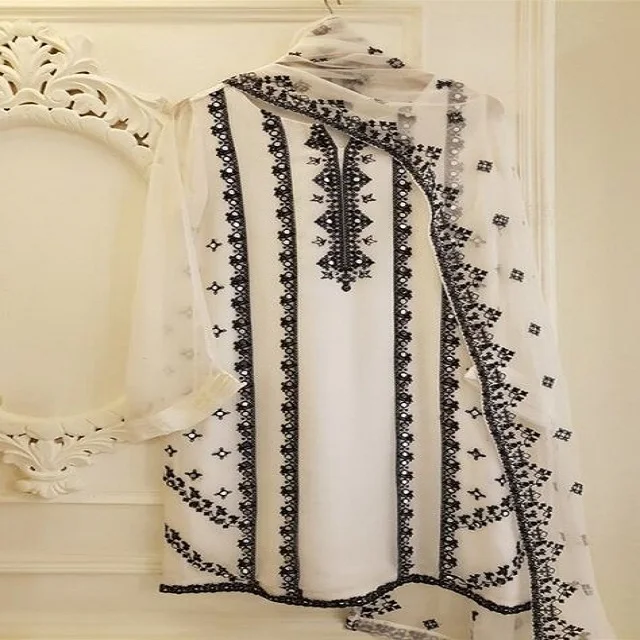 Traditional Indian Pakistani Islamic Clothing Salwar Kameez Khadr ...
