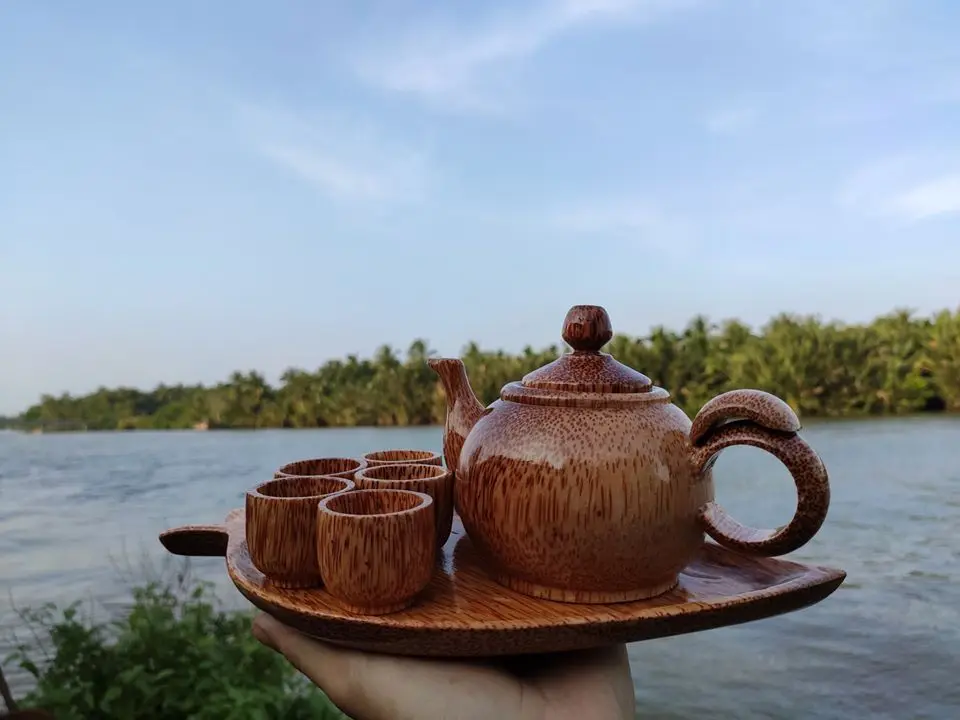 Vietnamese Handicrafts - Natural Coconut Tea Cup & Wineglass