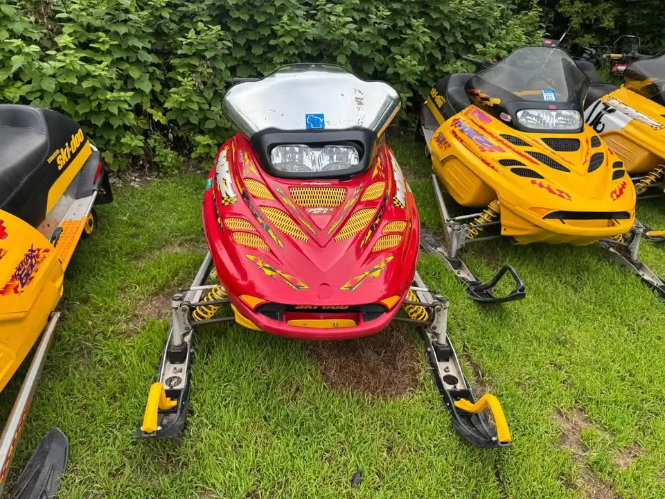 Snowmobile Bike 4 Stroke Engine | Tracked Snowmobiles Winter Ski ...