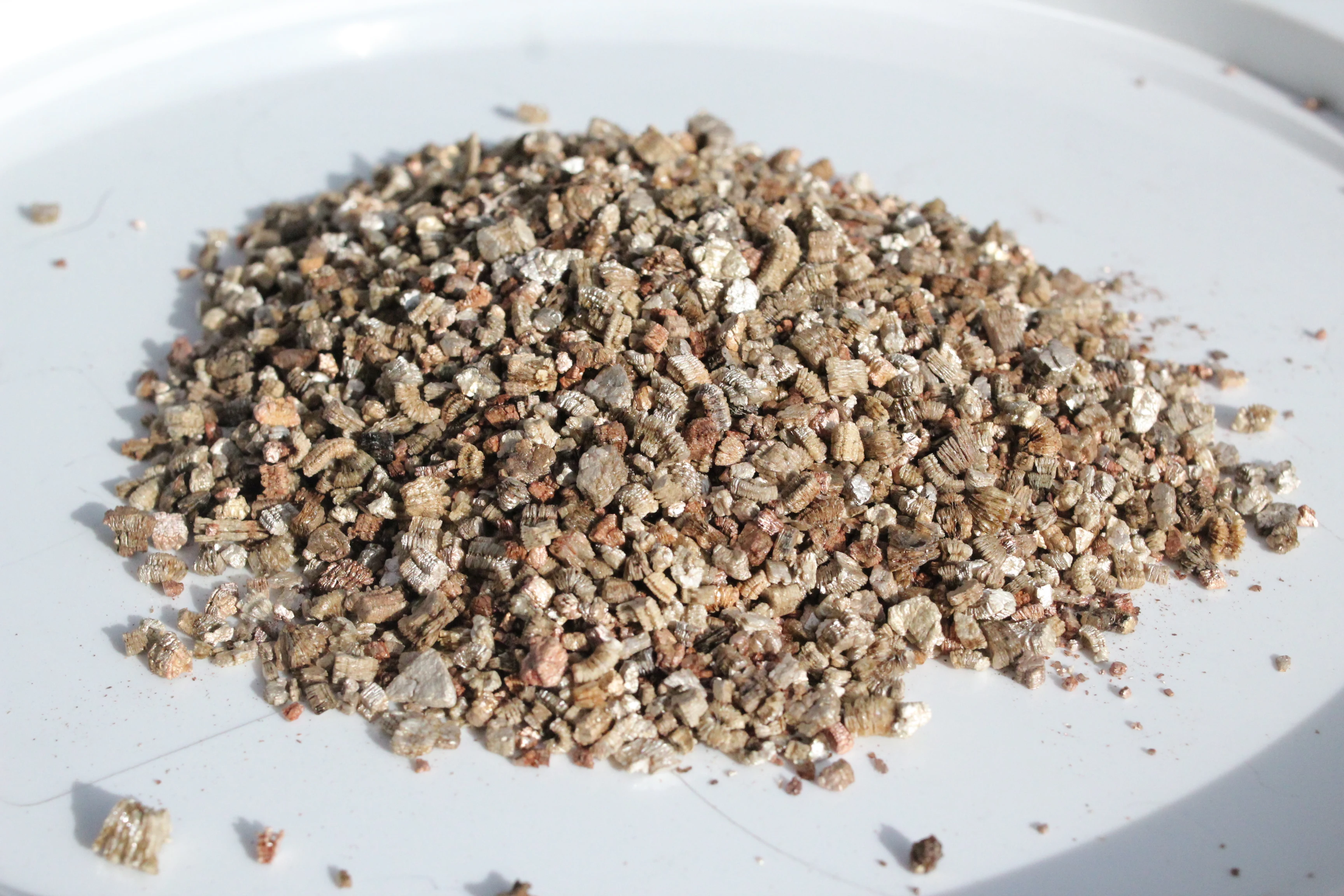 Premium Higher Quality Vermiculite Supporting Packing Materials ...