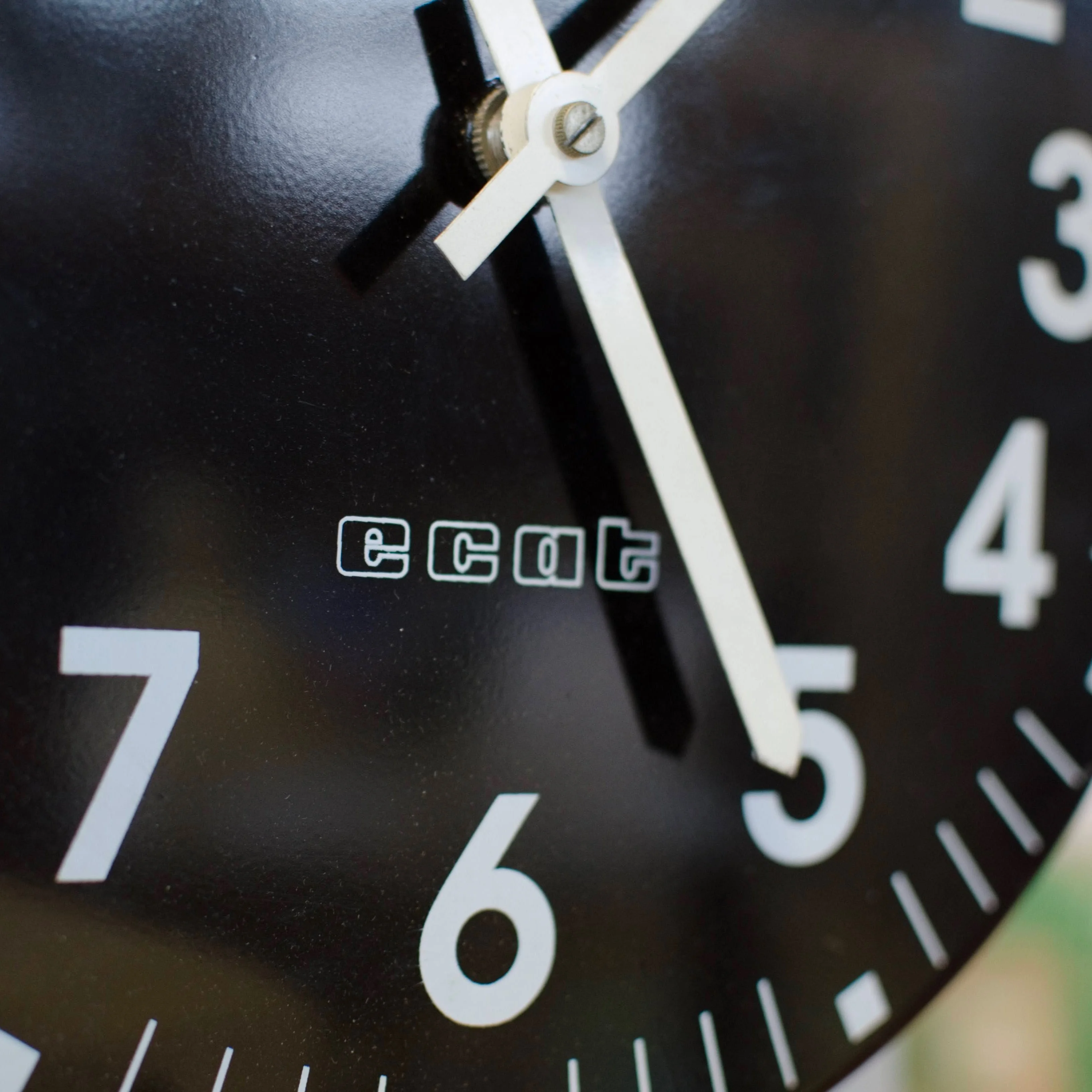 Maintenance Free 40 Cm - 15 Inch - Analog Quartz Clocks For Indoor Wall ...