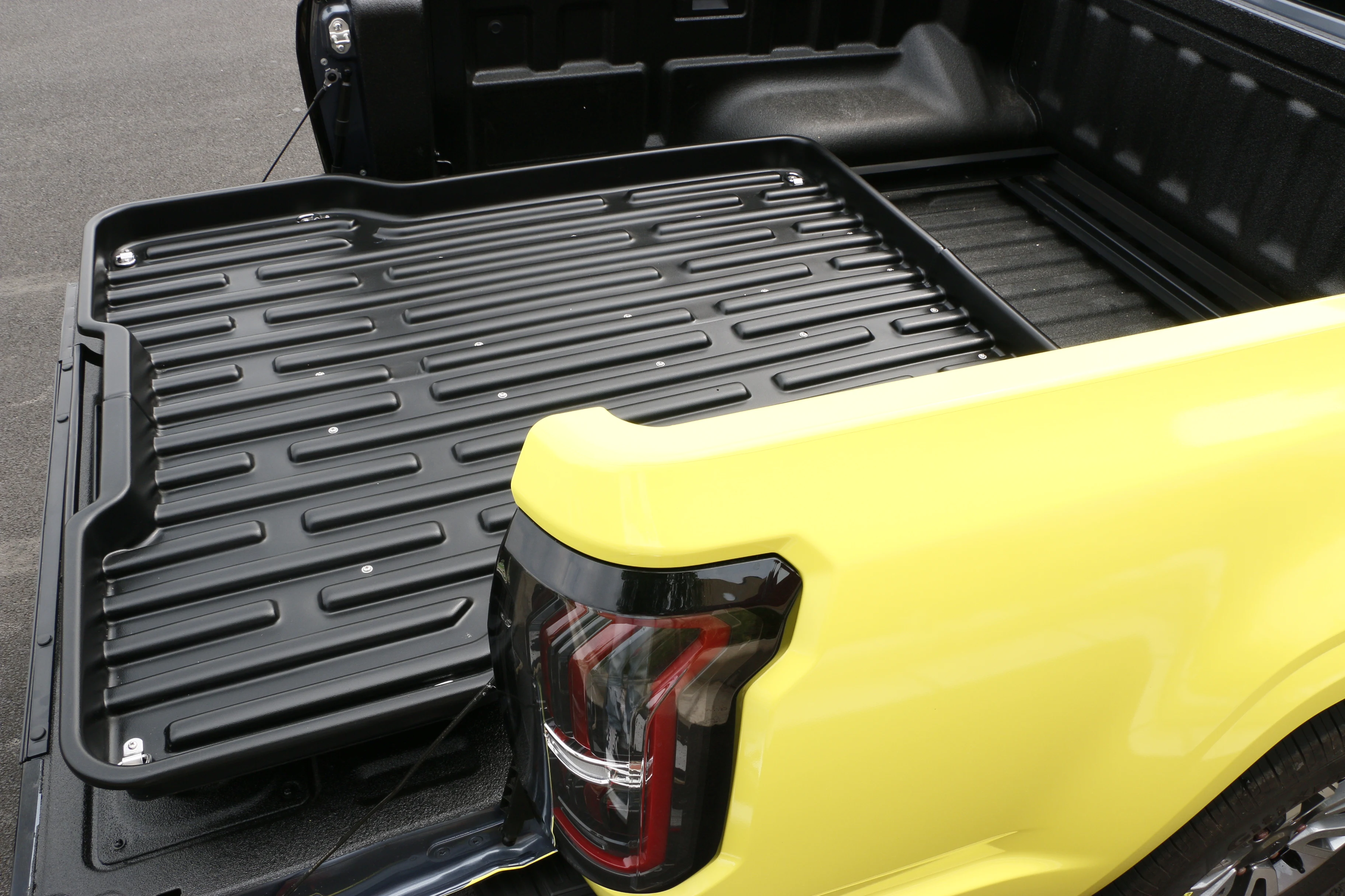 Universal Steel Bed Slide Tray for Nissan Navara & Dodge Ram