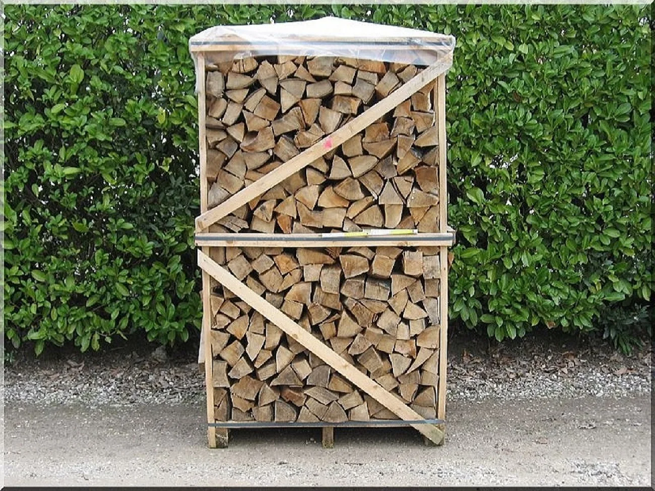 Hardwood Firewood Brennholz Beech Oak Firewood 33cm Kiln Dried Firewood ...