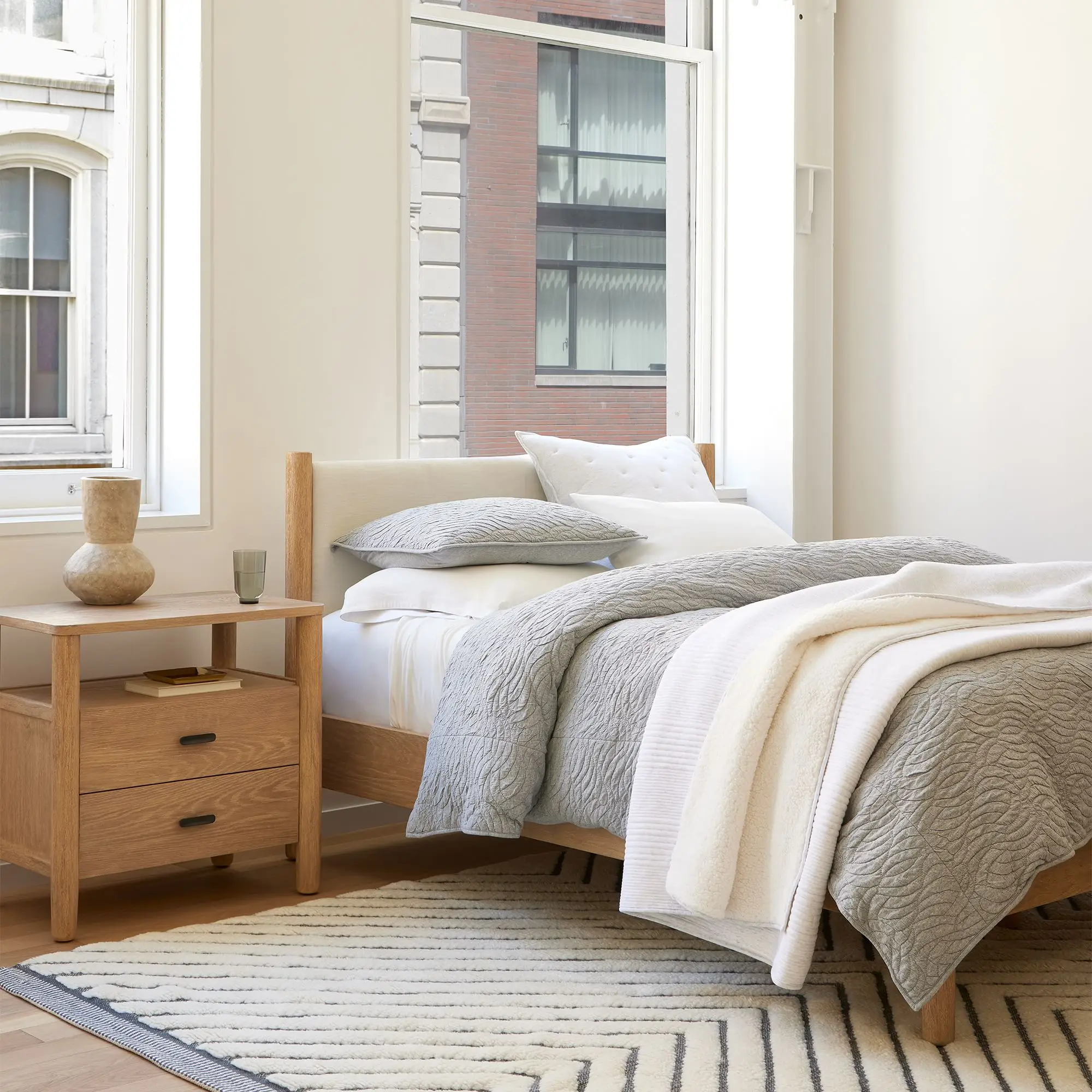 Good Quality Solid Wood Bed Natural Color King Size Home Bedroom ...