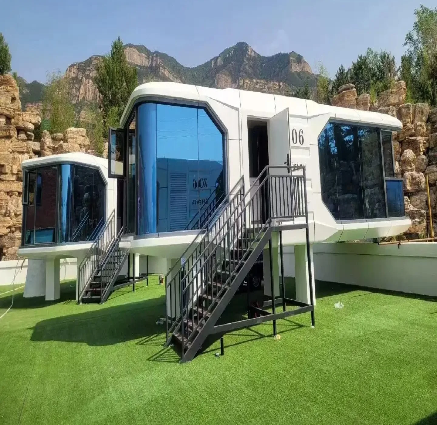 Prefabricated Large Space Capsule House Available Mobile Luxury Modern ...