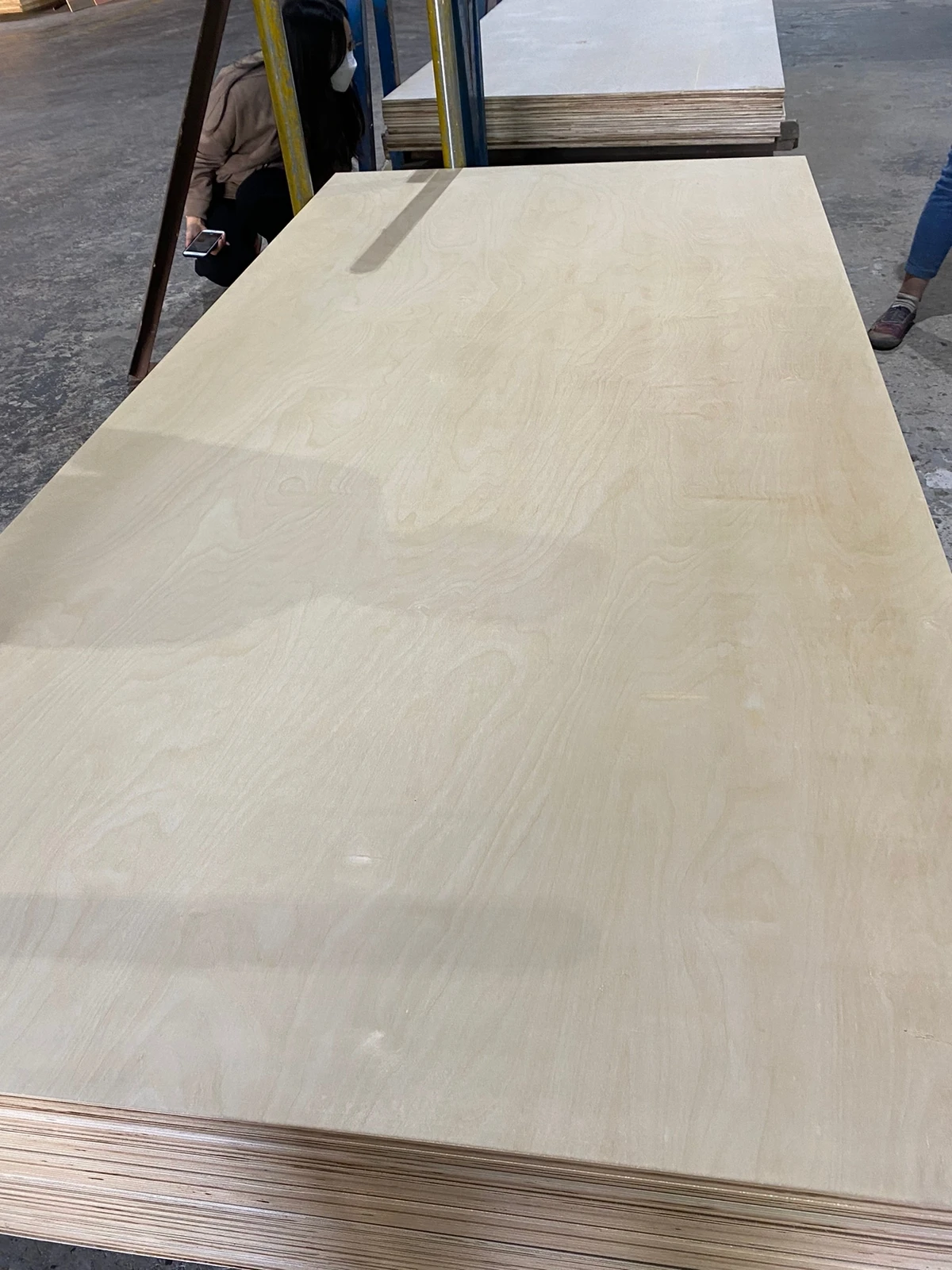 High Quality Birch Plywood Birch Veneer Face Made In Viet Nam - Buy ...