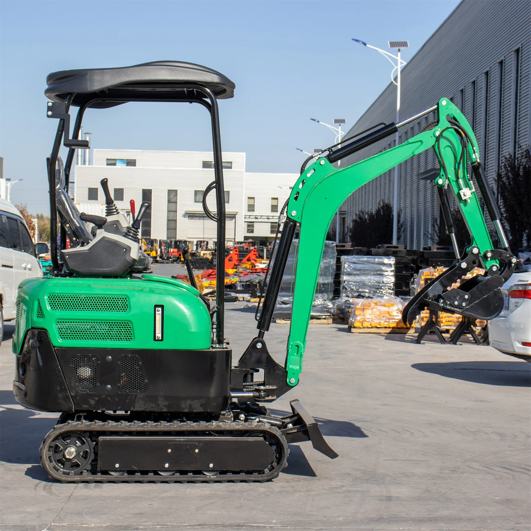 Cheap MINI BAGGER Small Digger China Wholesale Compact Excavator 2 Ton ...