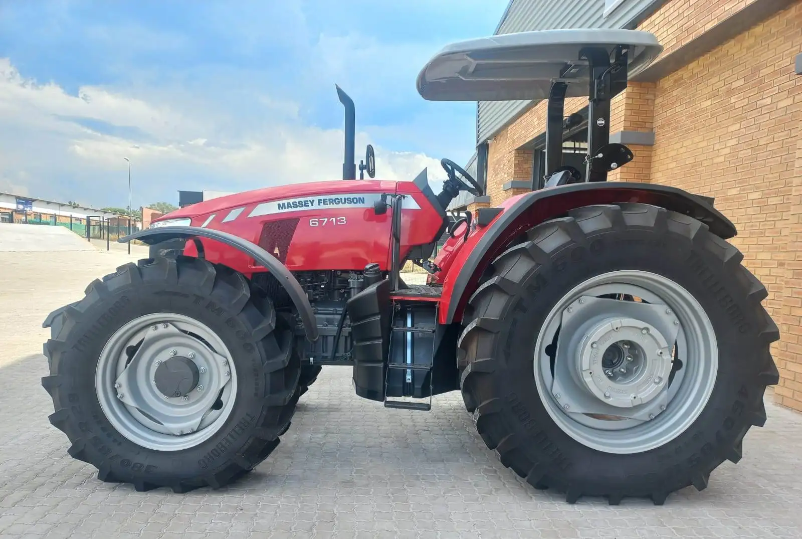 MF385 Used/New Massey Ferguson Tractors for Sale| Alibaba.com