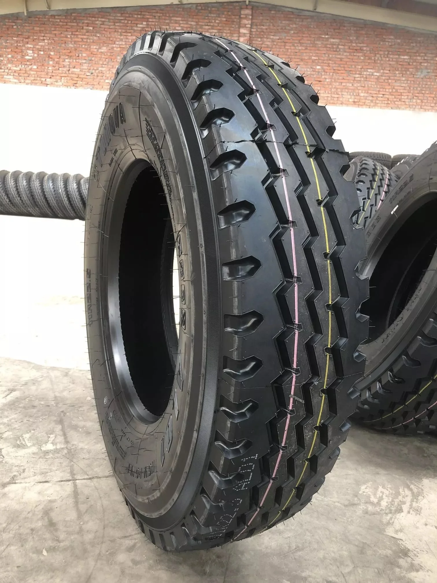 Direct Factory Semi Truck Tires 295/75/22.5 295/75r22.5 11r24.5 11r22.5 Truck Tires For Sale ...
