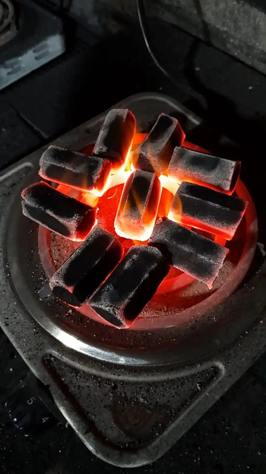 Hookah Charcoal Coconut Shell Charcoal Briquette Smokeless Premium ...