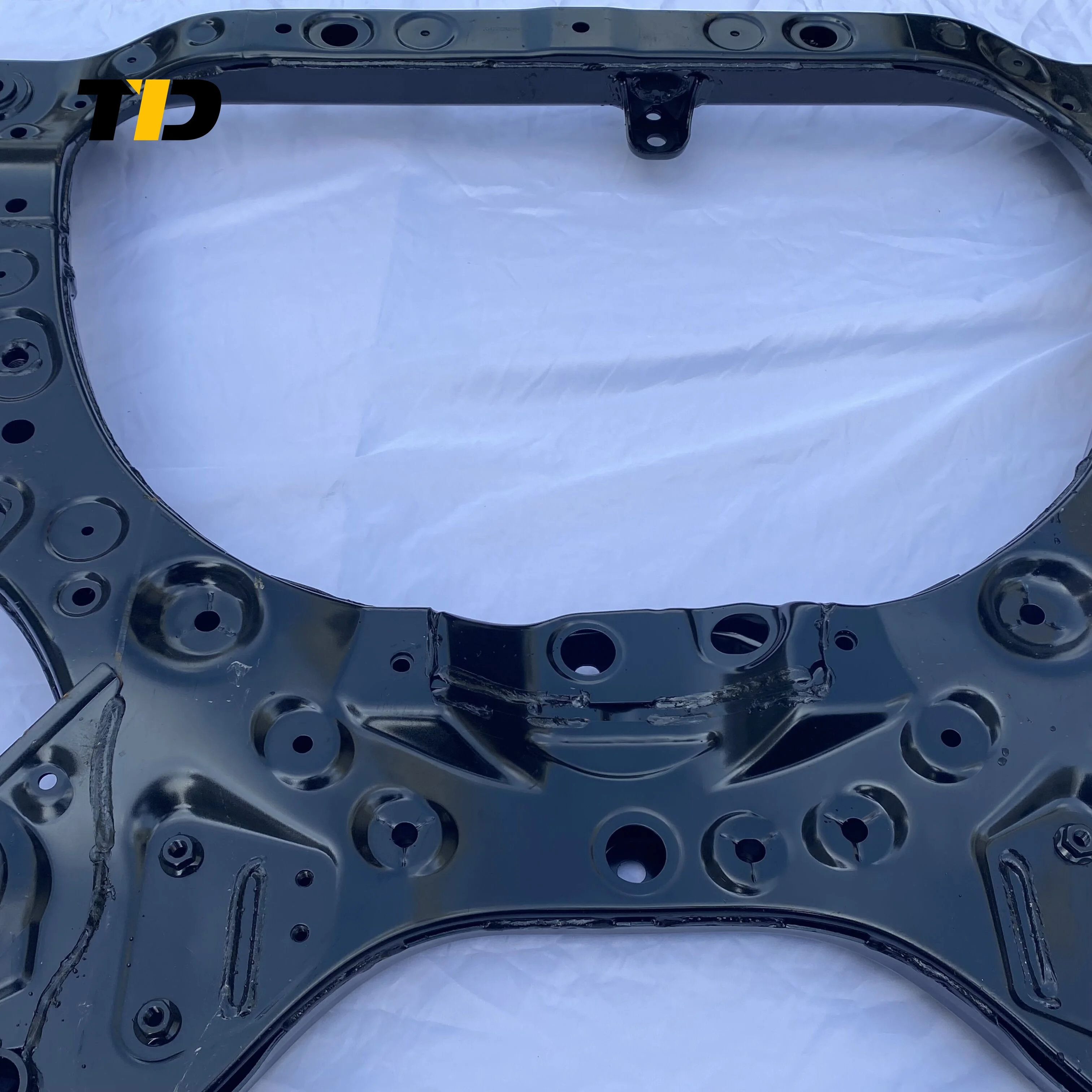 Toyota Highlander Cross-Member 51100-0E080 - Steel Suspension Part