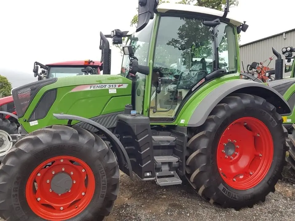 Available 90hp 100hp 110hp 120hp 130hp Fendt Tractor For Agricultural ...