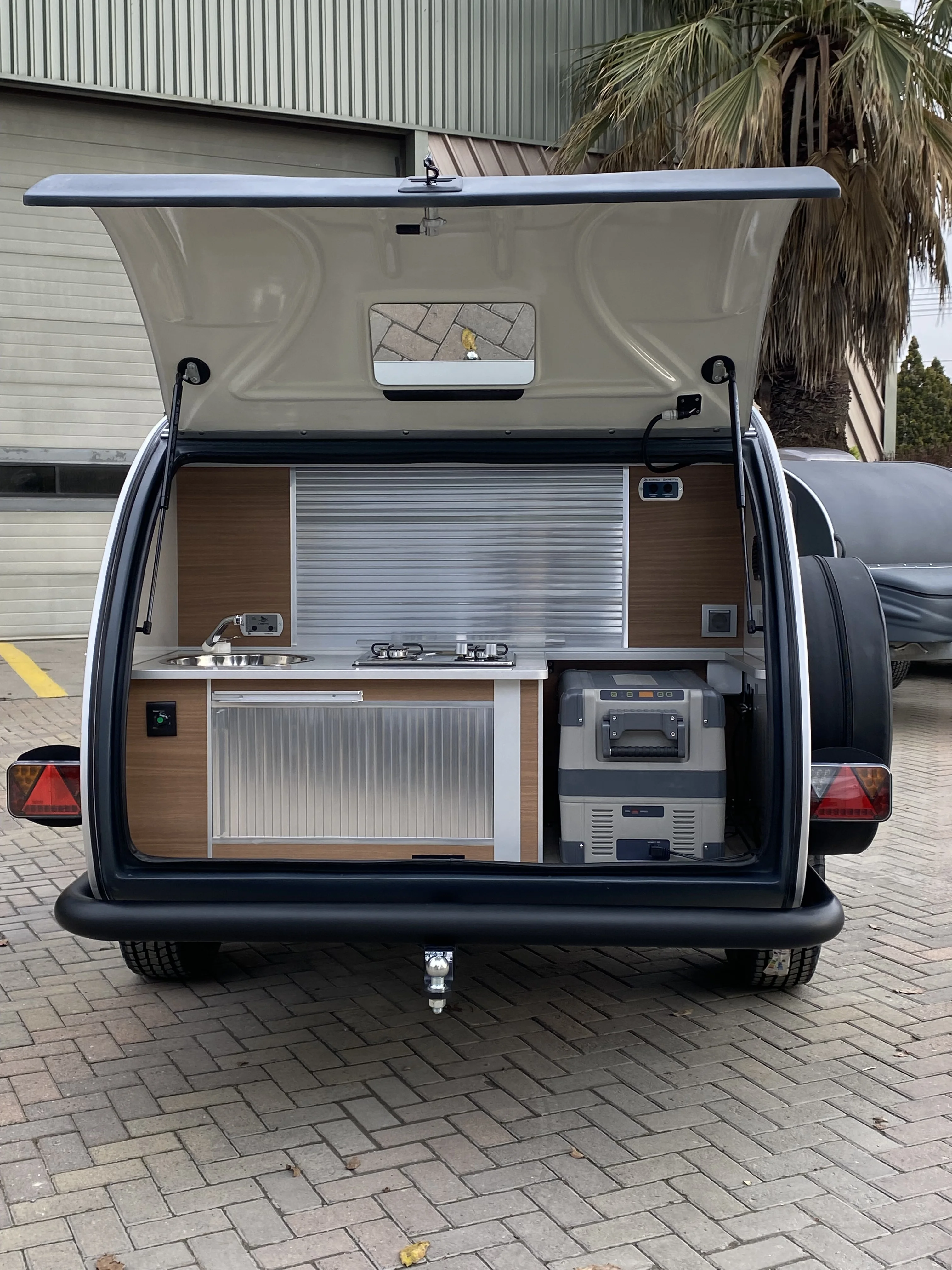 Caretta Offroad Teardrop Rv Trailer 4x4 Lux And Aggresive Caravan For ...