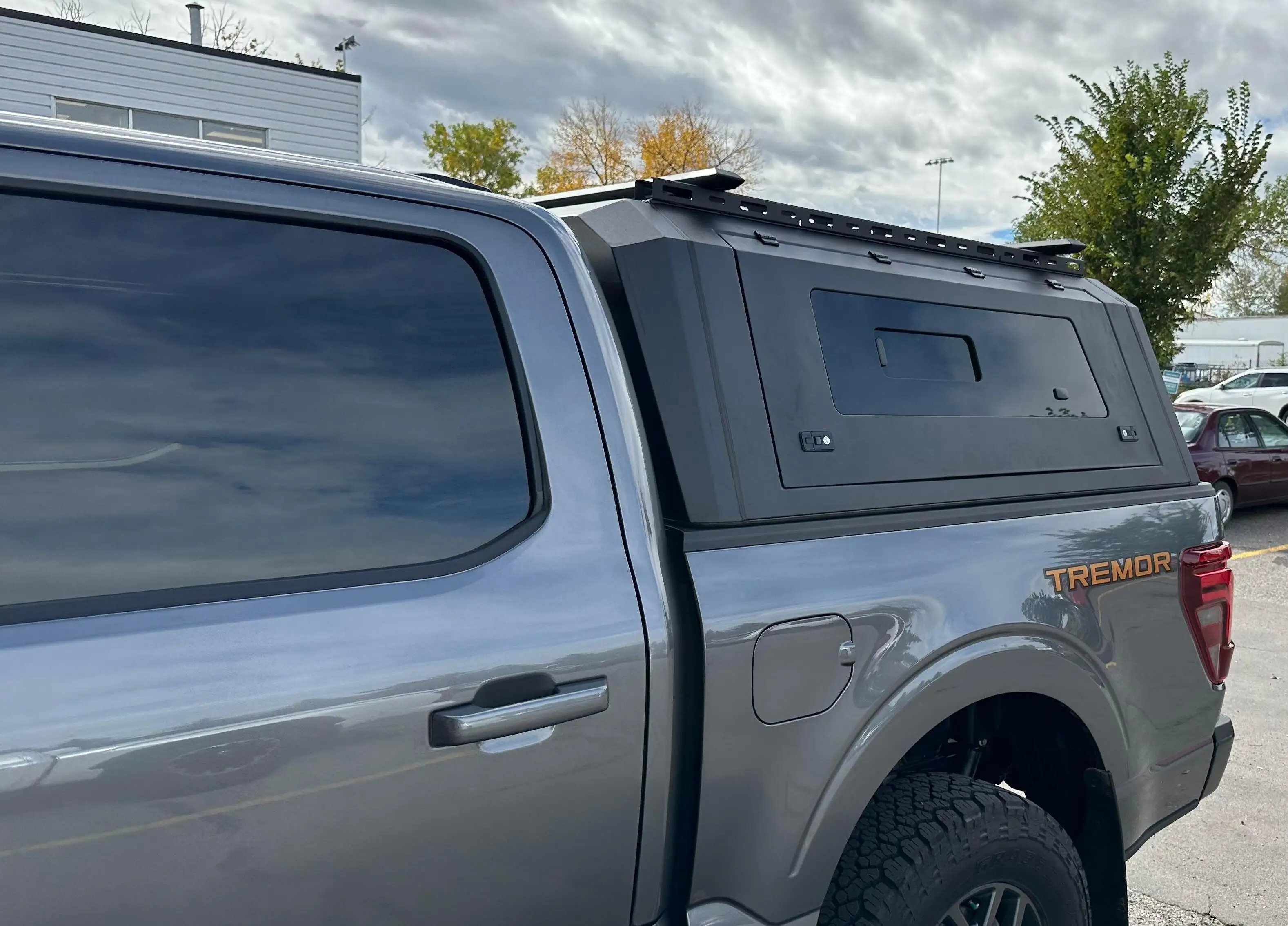 Durable Waterproof 4X4 Pickup Truck Bed Topper Cap Custom-Fit for Ford ...