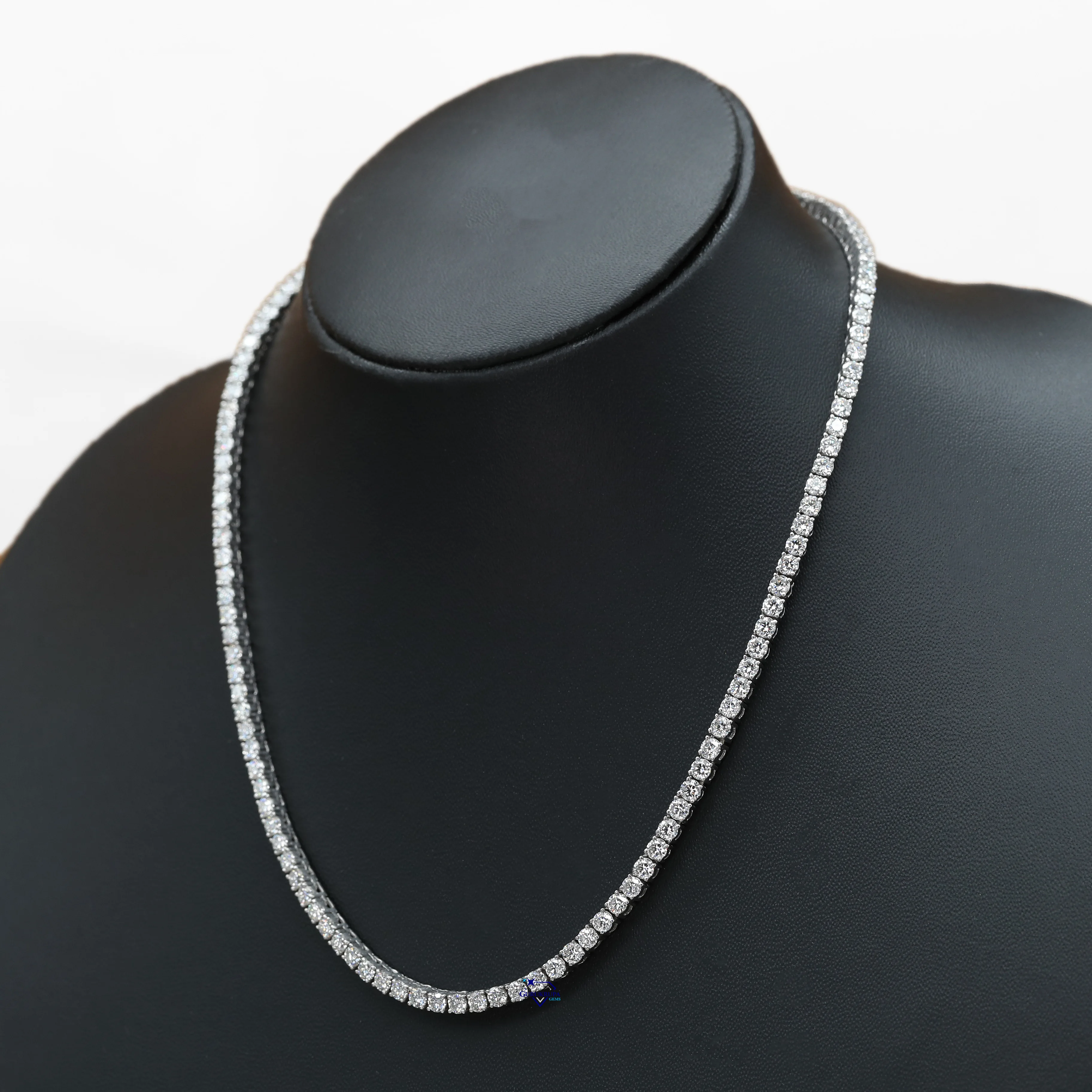 Explore Our Collection Of Chain Specifically Designed For Men Crafted ...