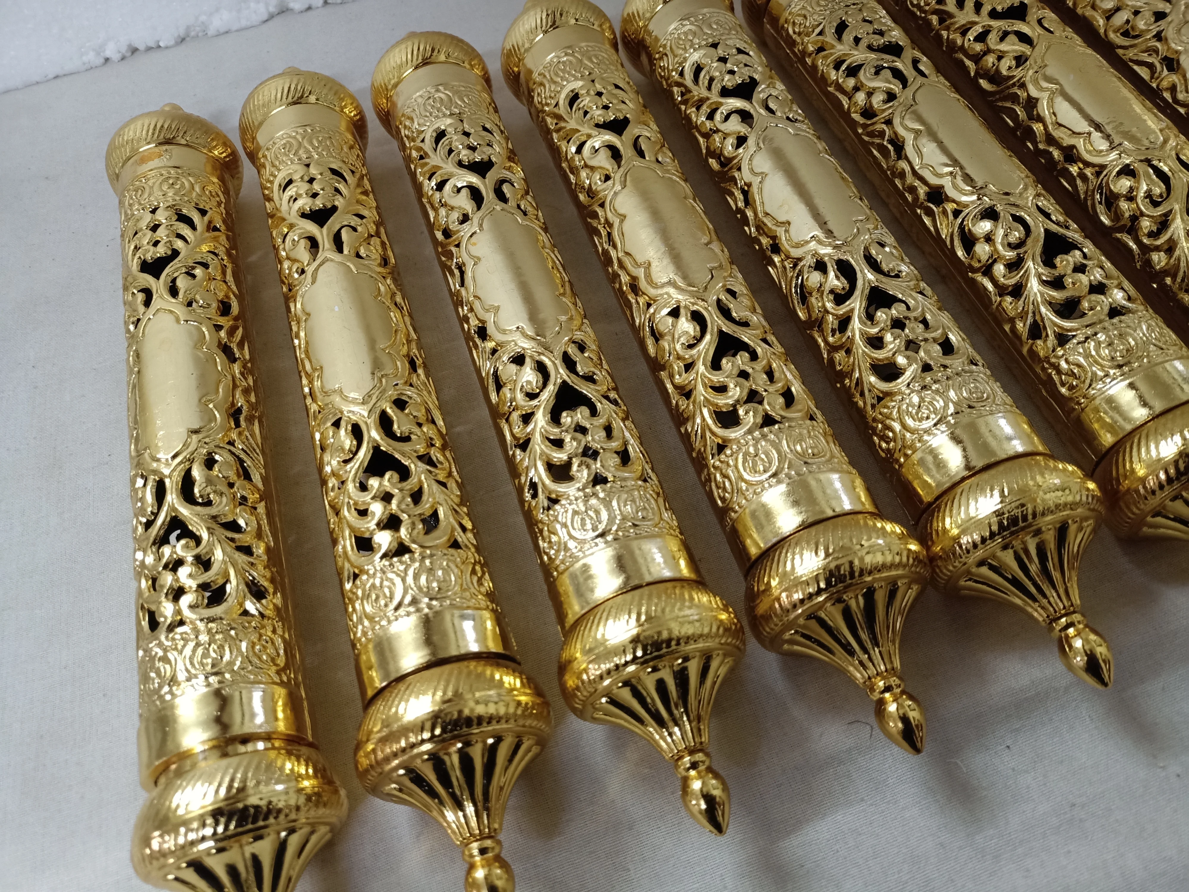 Custom Made Laser Engraved Plastic Scroll Tubes for Weddings