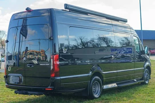 Super Clean 2021 Mer-cedes-ben-z Sprinter 3500xd Luxury Van - Buy Super ...