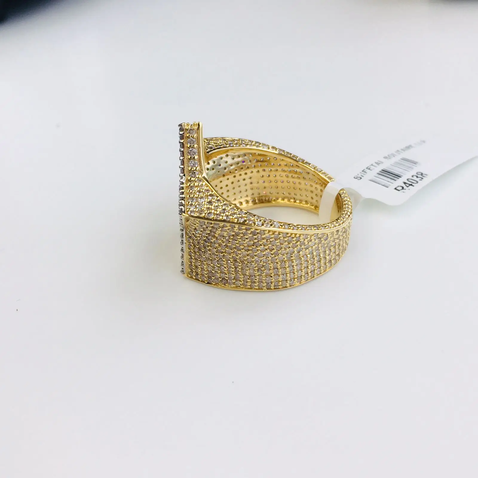 Absolutely Fully Classic Iced Out Hip Hop Style Round Diamond Studded ...