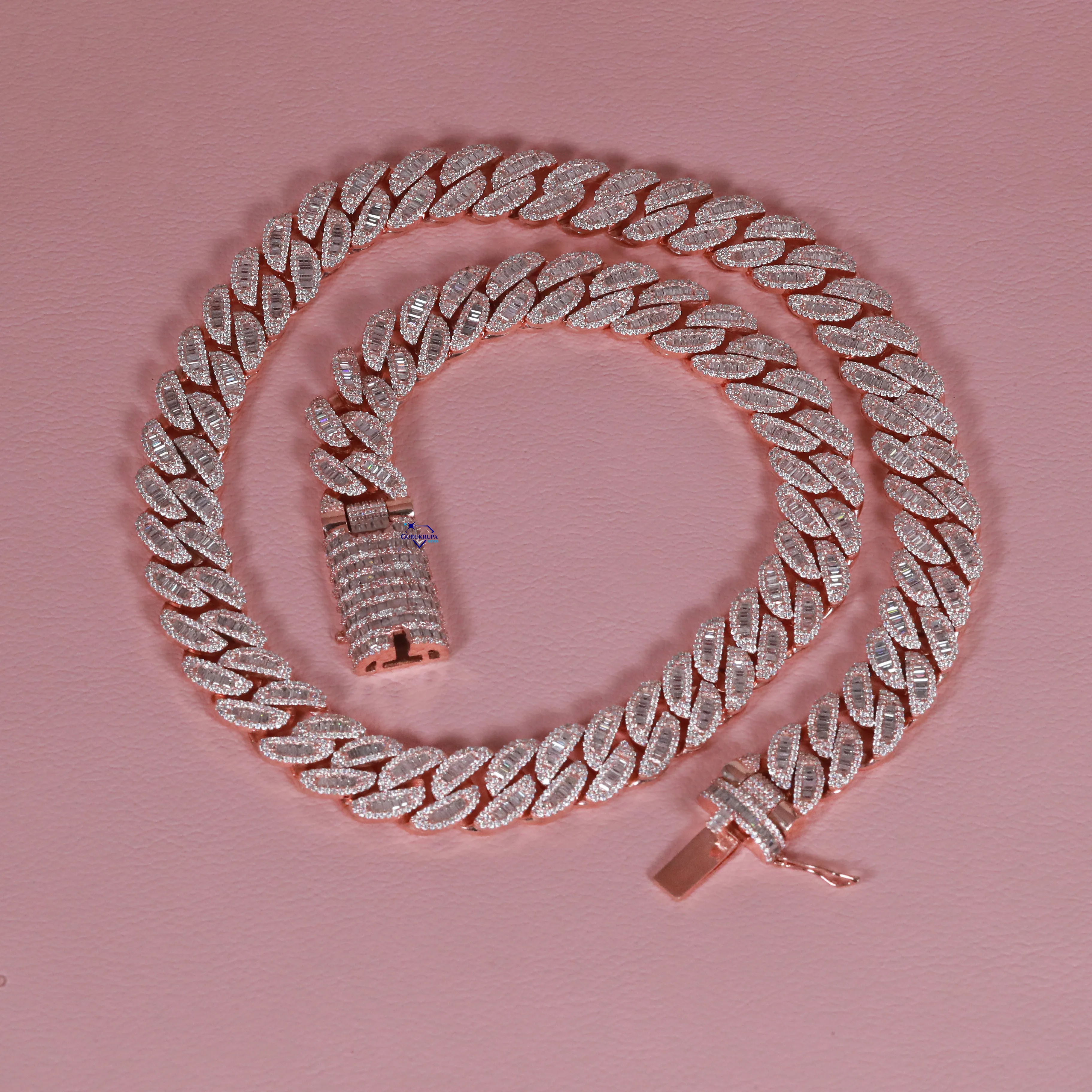 Introducing A Stylish Contemporary Chain Crafted From Rose Gold And ...