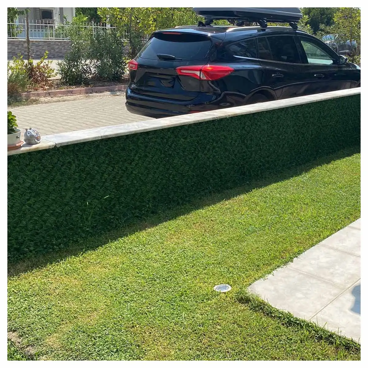 Artificial Green Grass Coated Steel Wire Premium Garden Fence - 1.6 Mm ...