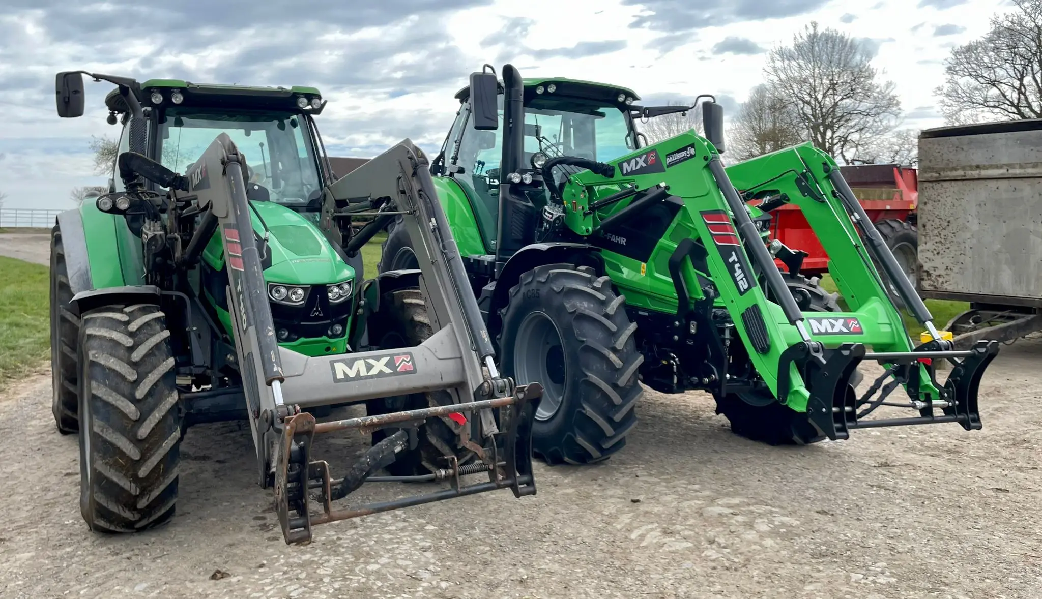 Deutz-fahr 6160 RCSHIFT Tractor with MX T412 Loader for Sale