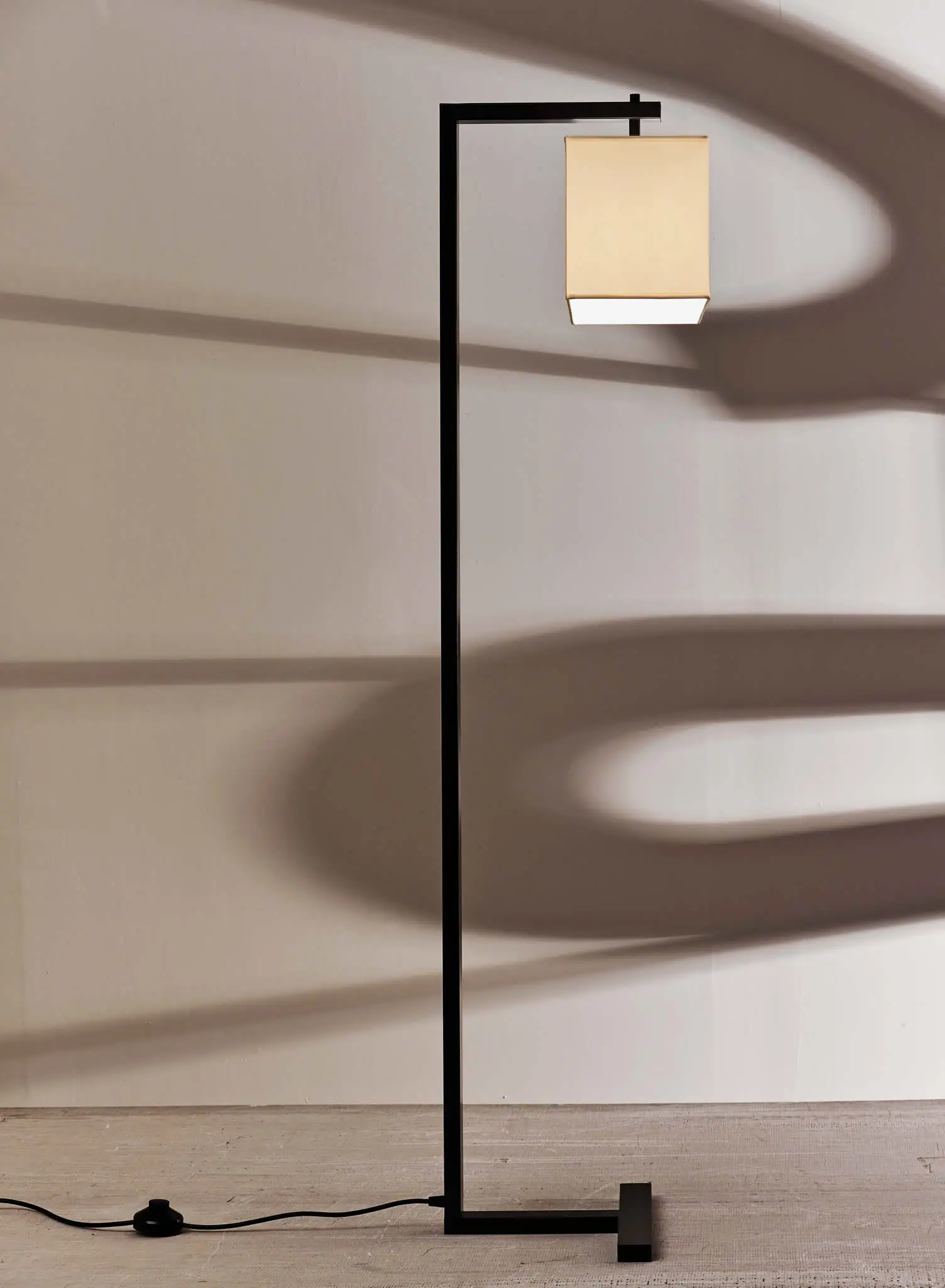 Modern Lighting Iron Floor Lamp Black Powder Coated Frame White Fabric ...