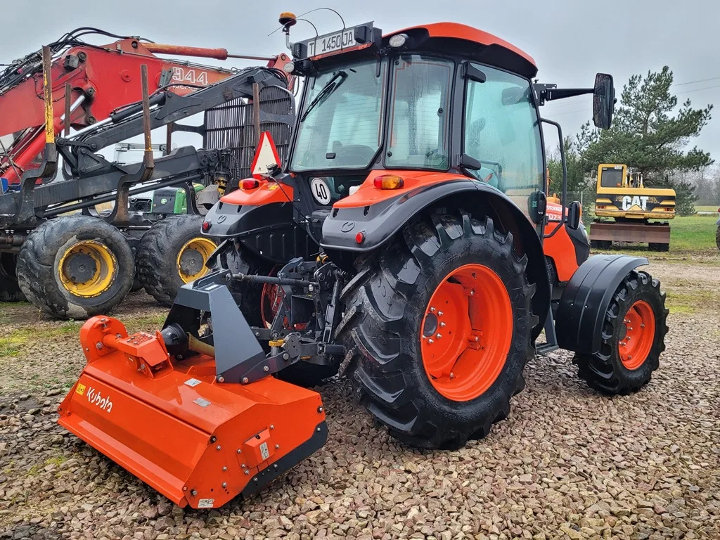 Kubota 4x4 Farm Tractors - High Performance & Reliability