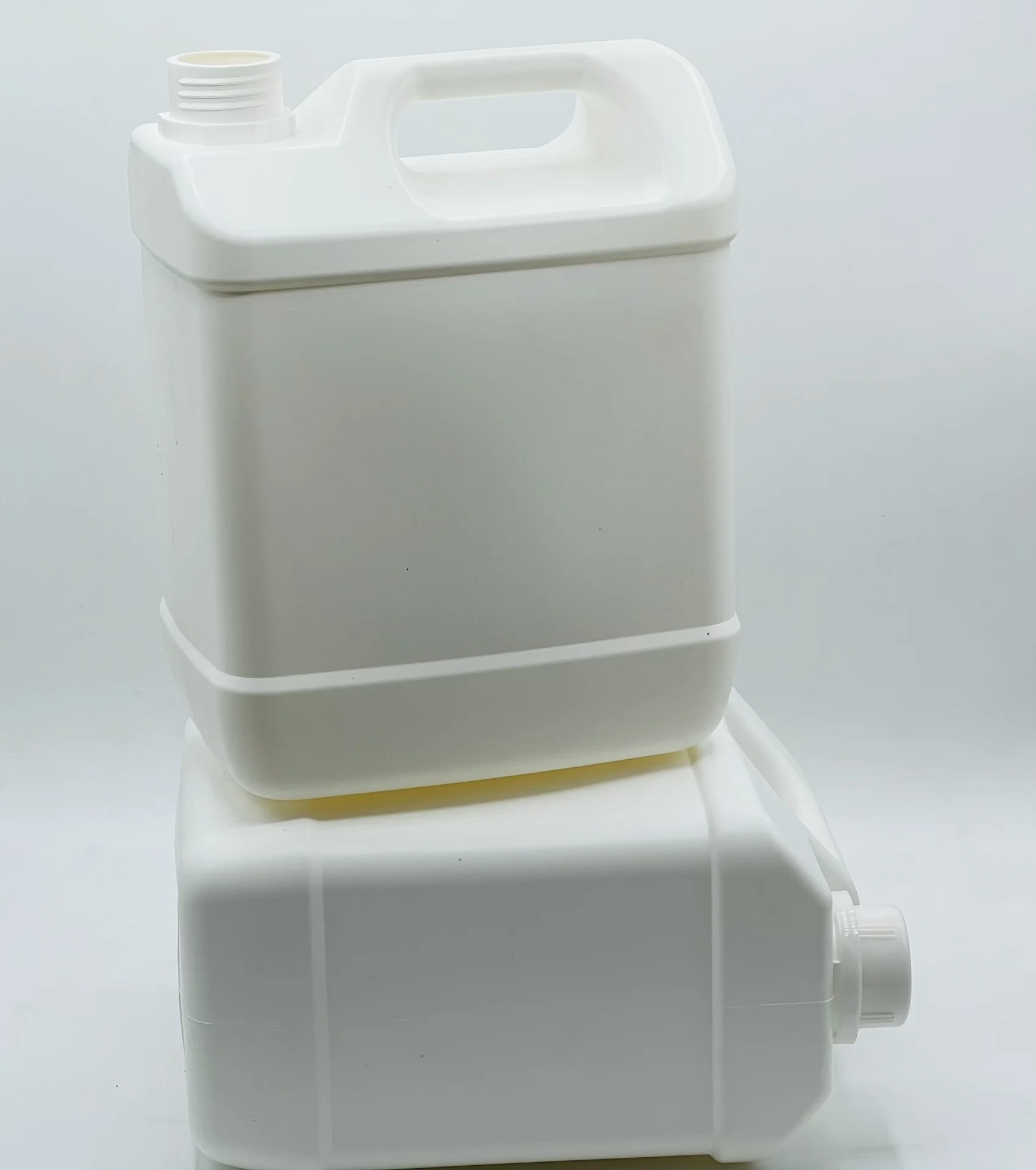 Precision Jerry Can 5 Liters Bpa Free Plastic With Lid Customization ...