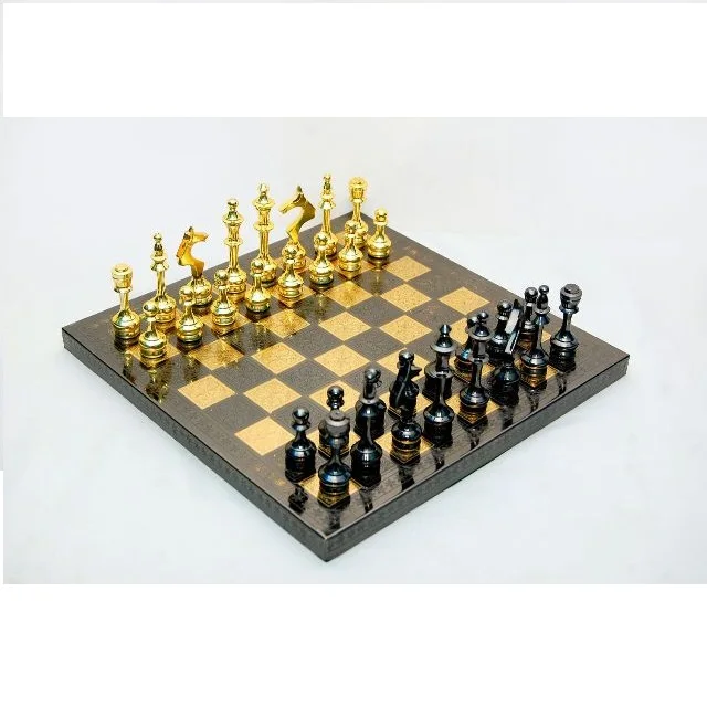 High Quality Chess Set With Shiny Finishing Designs Colored And Plated ...