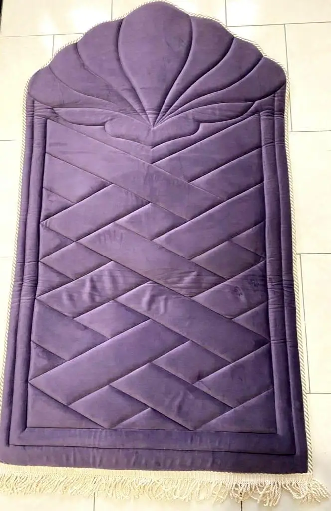 Turkish Prayer Mats - Elegant Islamic Rugs for Prayer