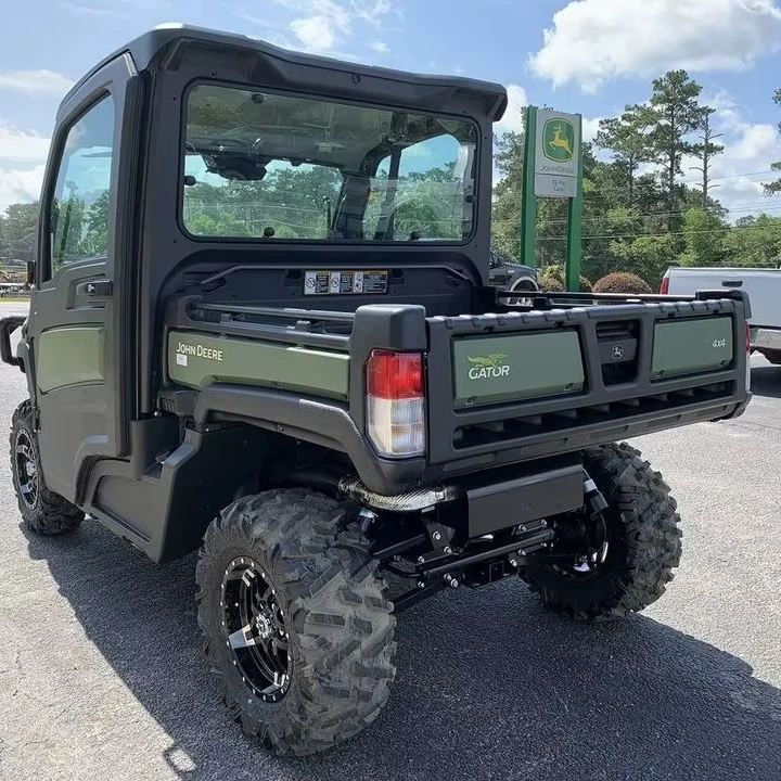John Deere XUV865M GATOR Side by Side - 4x4 UTV Powerhouse