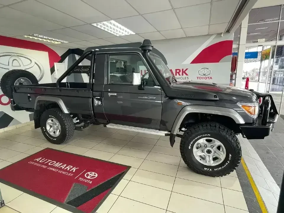 Used To-yo-ta Land Cruiser Single Cab 4.5d Single Cab 2020/2019 - Buy ...