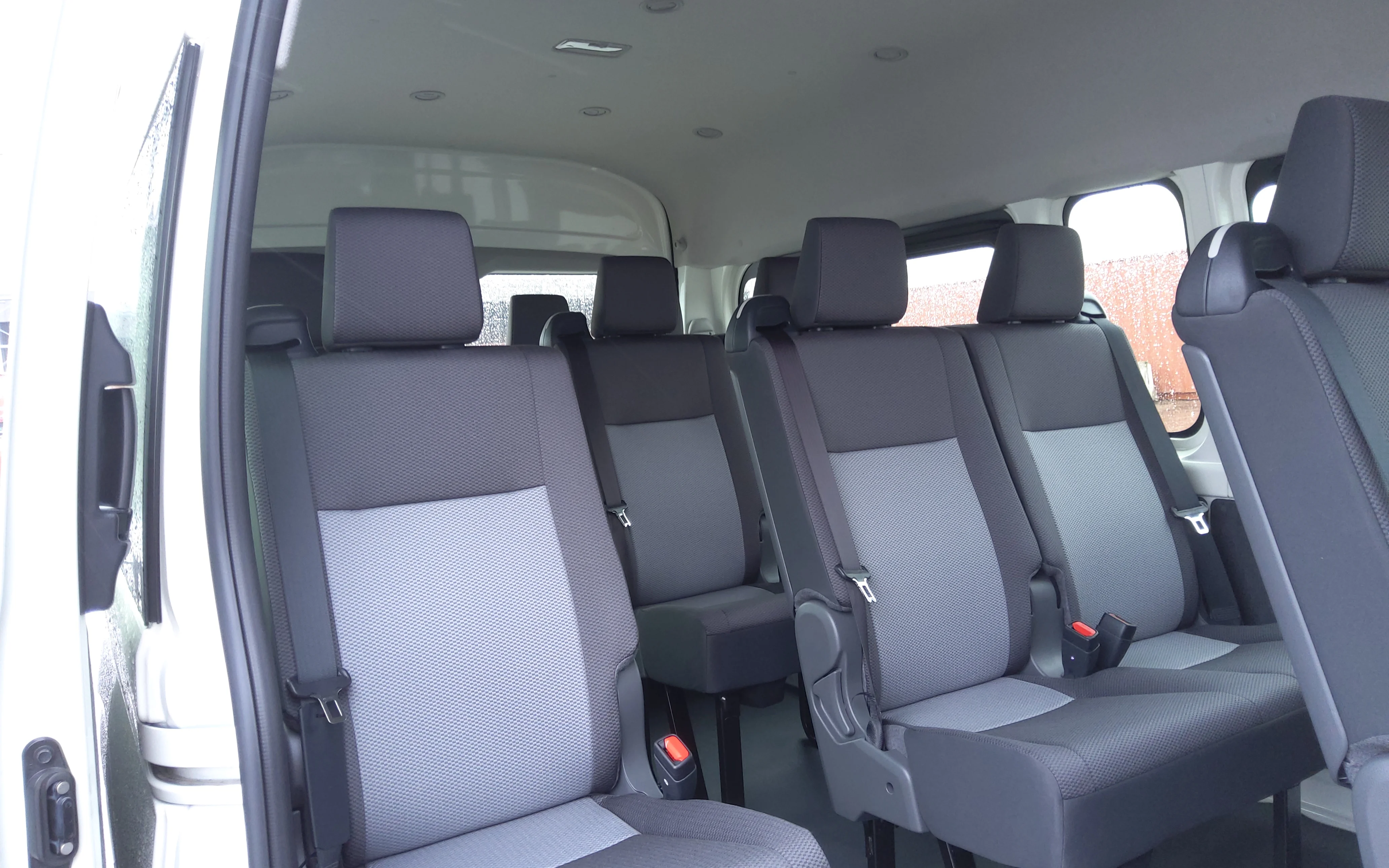 Toyota Hiace High Roof Car 2.8L Diesel Manual Base Brand New