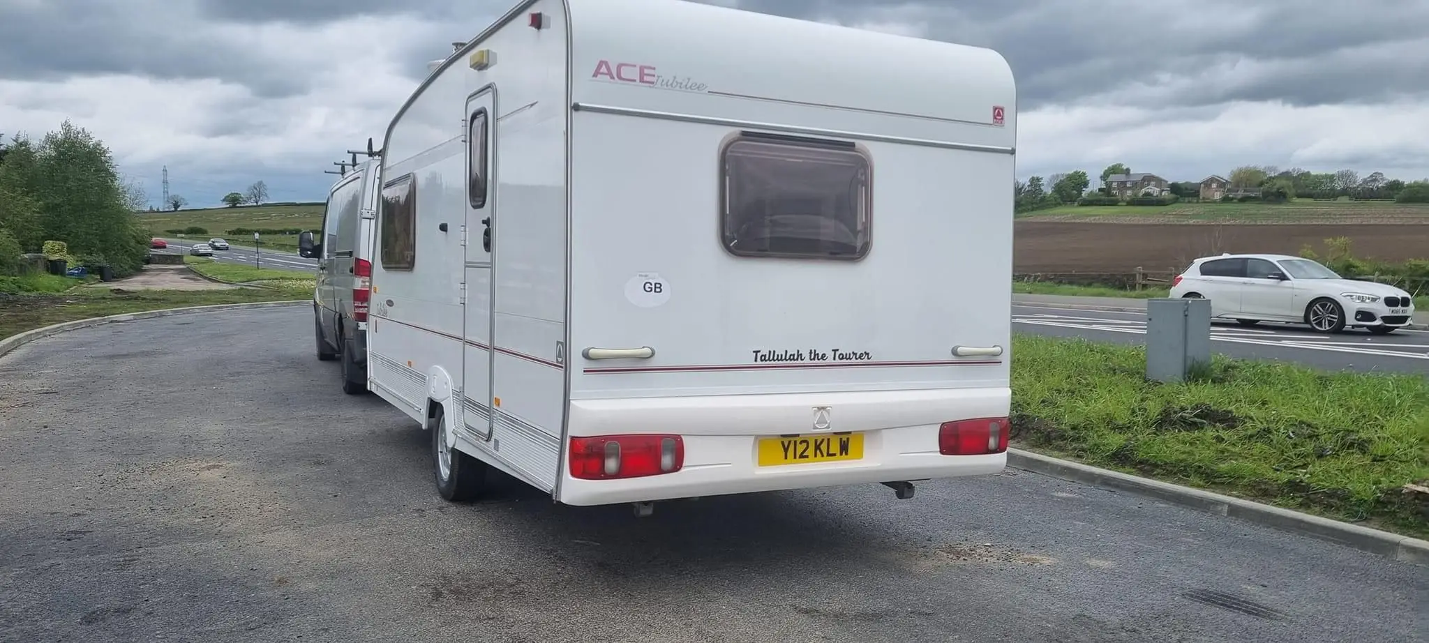 Top Quality Travel Camper Caravan CE ISO VIN Standard for Camping Off ...