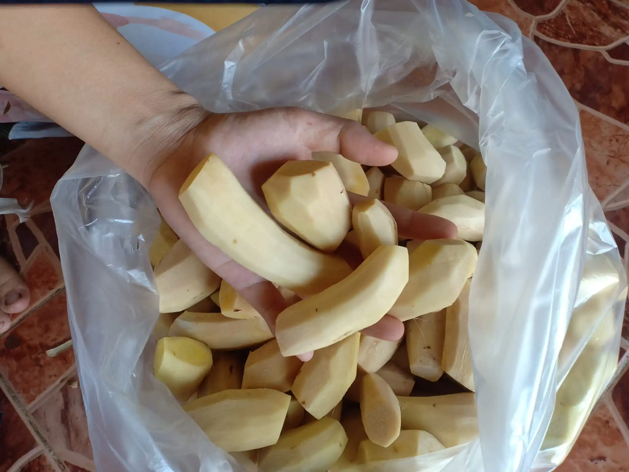 Vietnam Spicy Mature Buffalo Peeled Ginger For Sale - Buy Frozen Ginger ...
